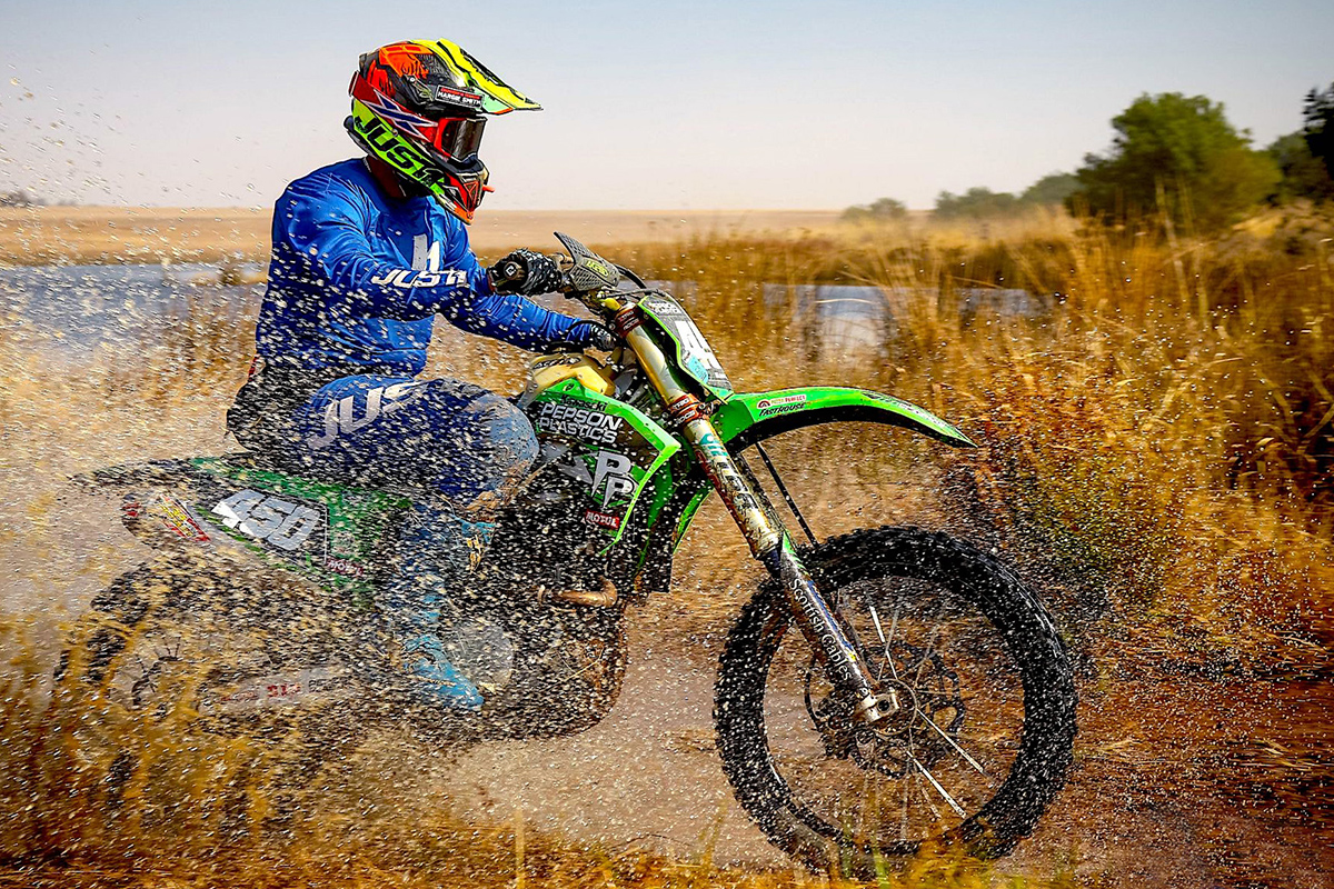 Kawasaki Powers on to Porterville - Cape Cross Country