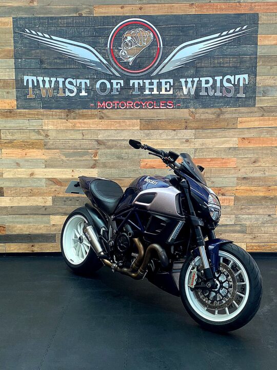 Ducati Diavel Custom Paint
