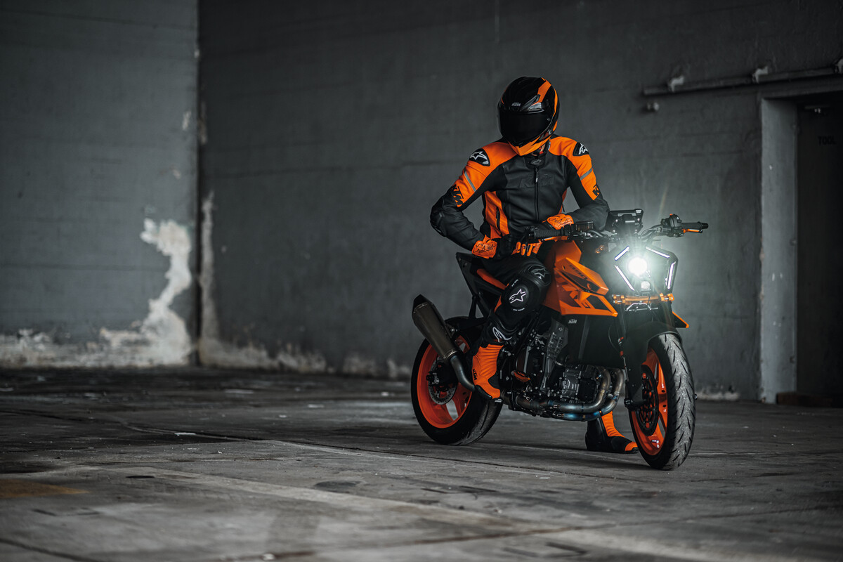 MY24 KTM 990 DUKE (3) - ZA Bikers / ZA Lifestyle