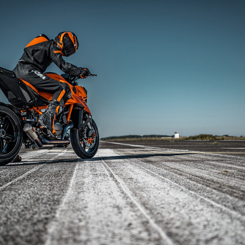554251_MY24 KTM 1390 SUPER DUKE R_Static_Static_STATIC - ZA Bikers / ZA ...