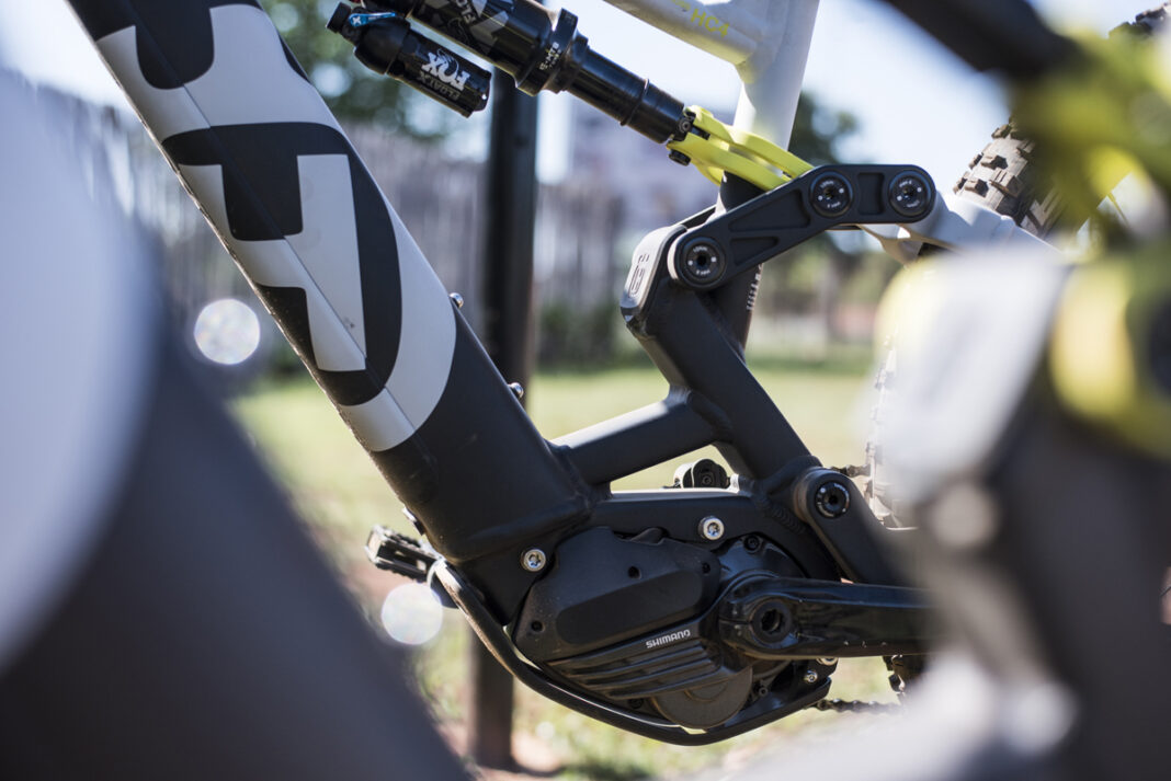 Husqvarna Hard Cross HC4 Enduro and Light Cross LC2 E-bikes–A Fine ...